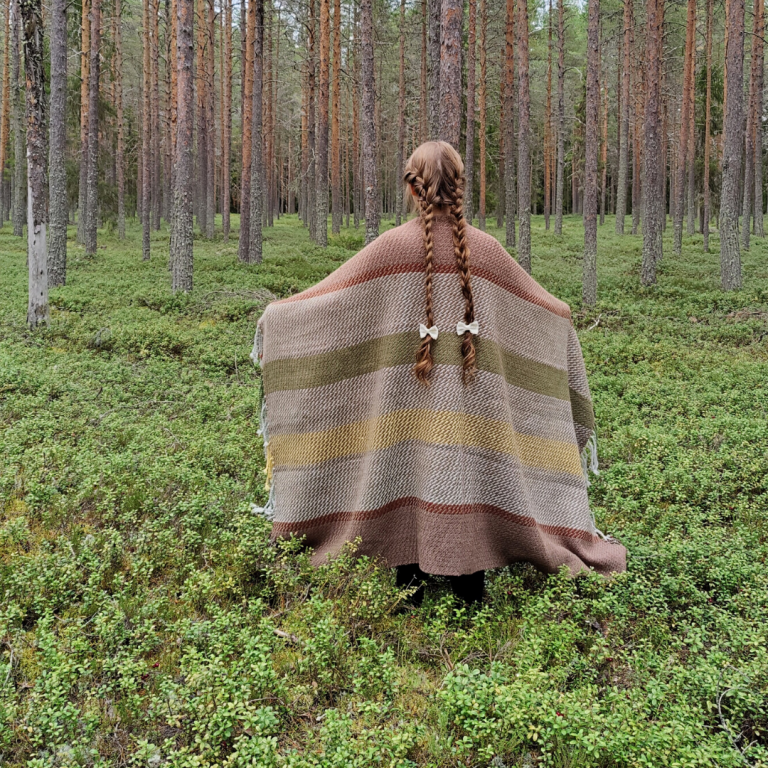 Kangaspuilla kudottu viltti, Metsä - Lilla Ilona